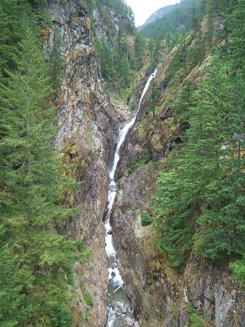 Matthew's Washington Trip: Gorge Dam Waterfall