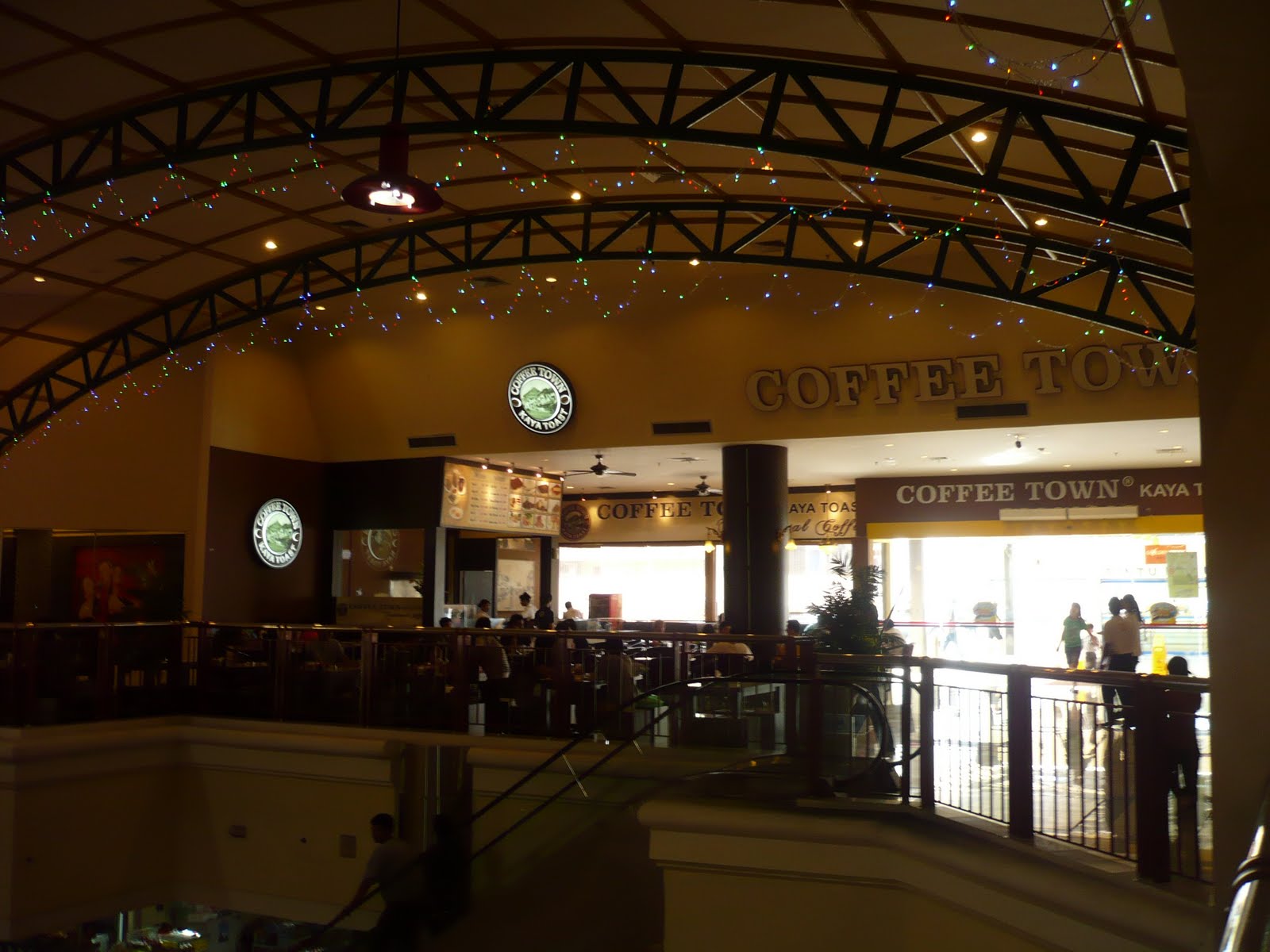 Alice Travelogue: Batam Indonesia - BCS Shopping Mall (Batam City Square)