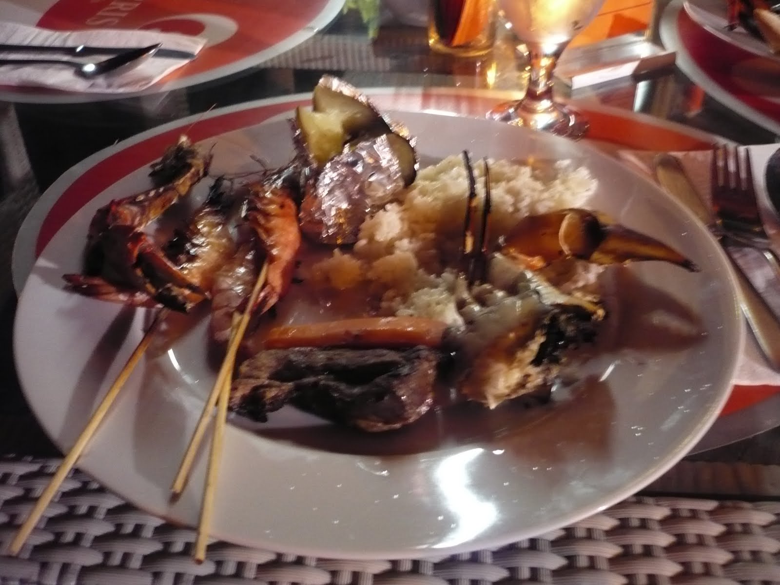 Alice Travelogue: Batam Indonesia - Buffet at Harris Hotel