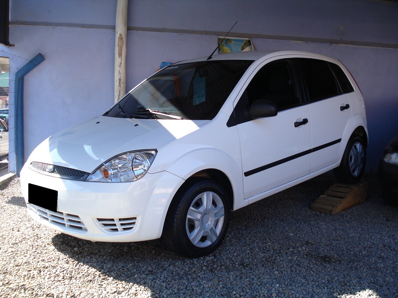 Achou Veículos: FIESTA 2004