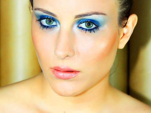 DESTACANDO BELEZA: Make azul - tutorial