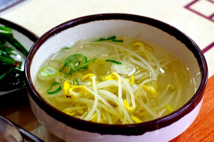 What's Up KOREA ?!: Korean Bean Sprout Soup (Kongnamul Gook) Recipe