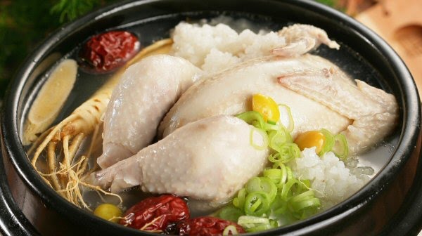 What's Up KOREA ?!: Boiled Chicken (Dak baek suk)