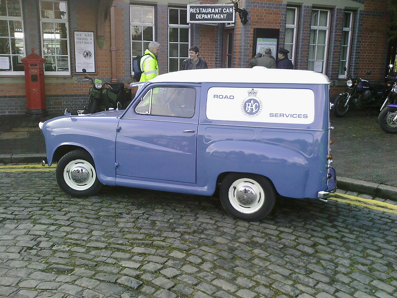 Vintageshed: This Austin A35 Van in RAC Livery out side Kidderminster ...