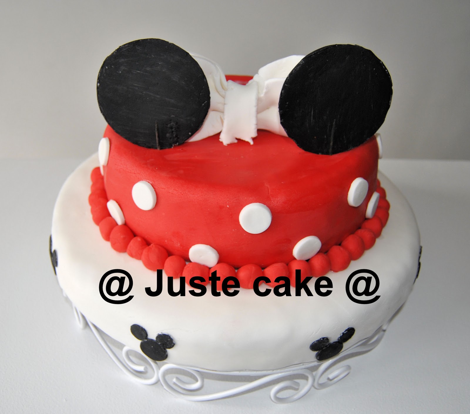 Juste cake: Gateau Mickey