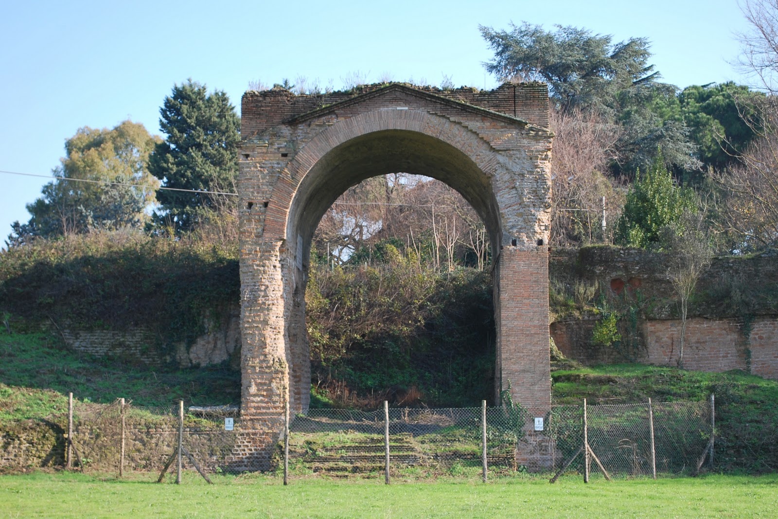 Antique entertainment: Circus of Maxentius