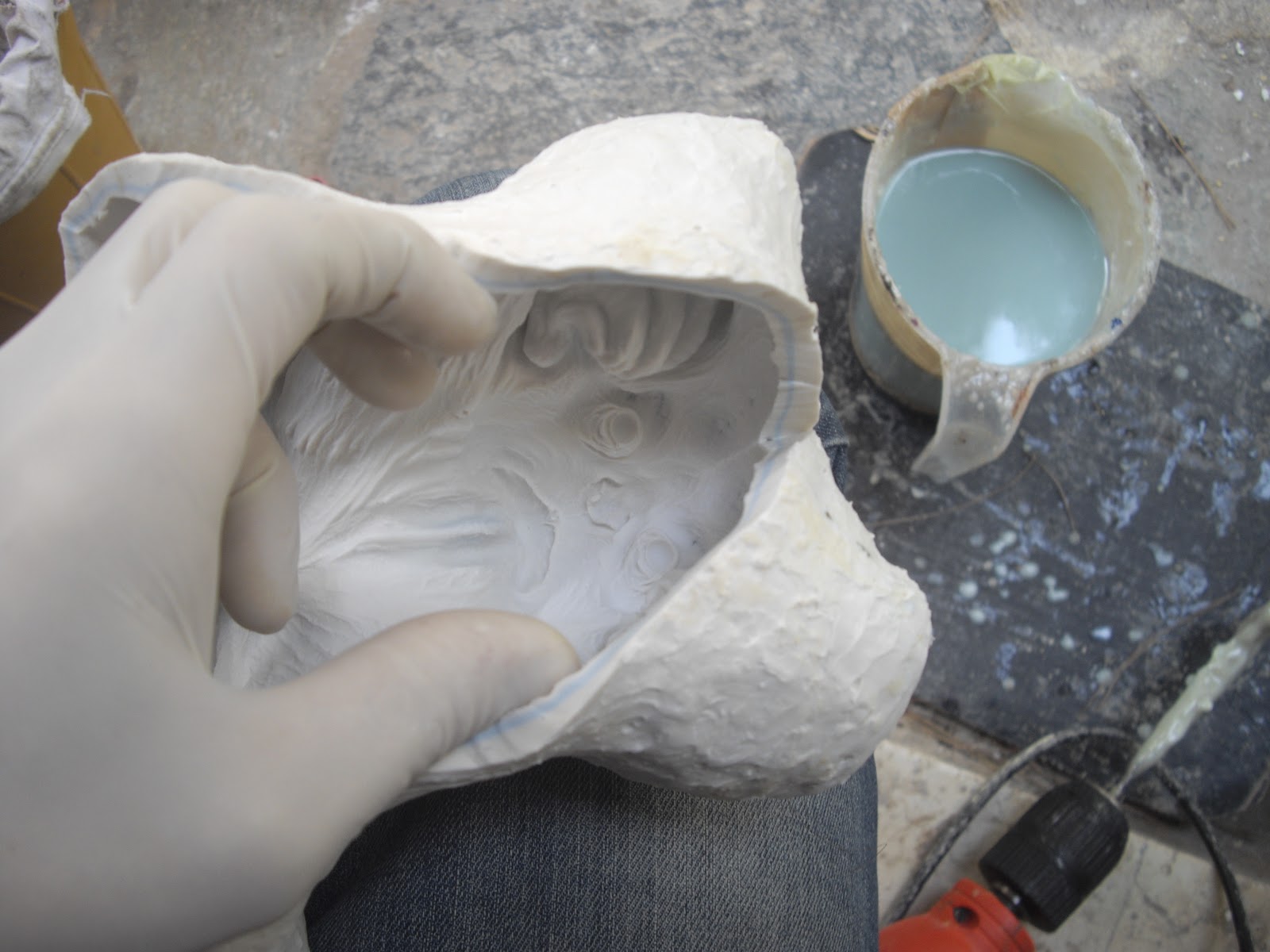 Aris Kolokontes art.: Molding -casting process step by step.