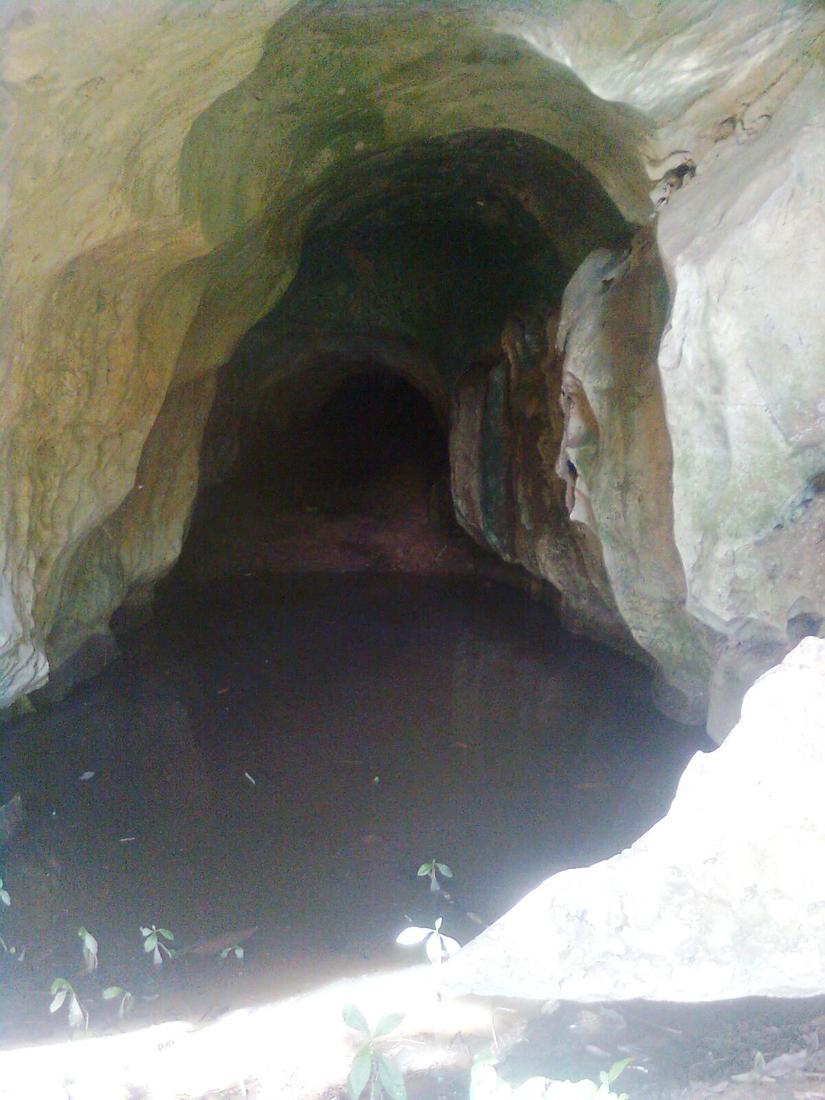 Batu Tulug Cave | My Country View
