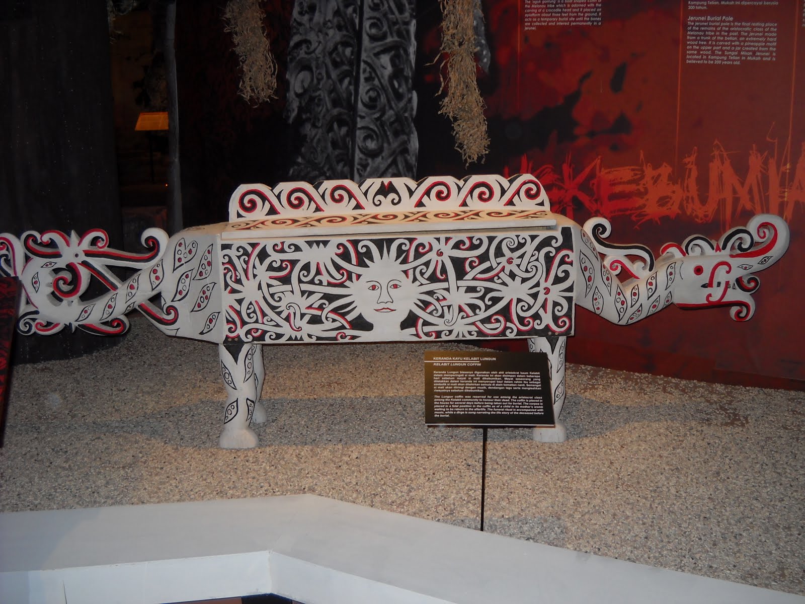 Kisah dan Kehidupan: Keranda :Tradisi & Misteri