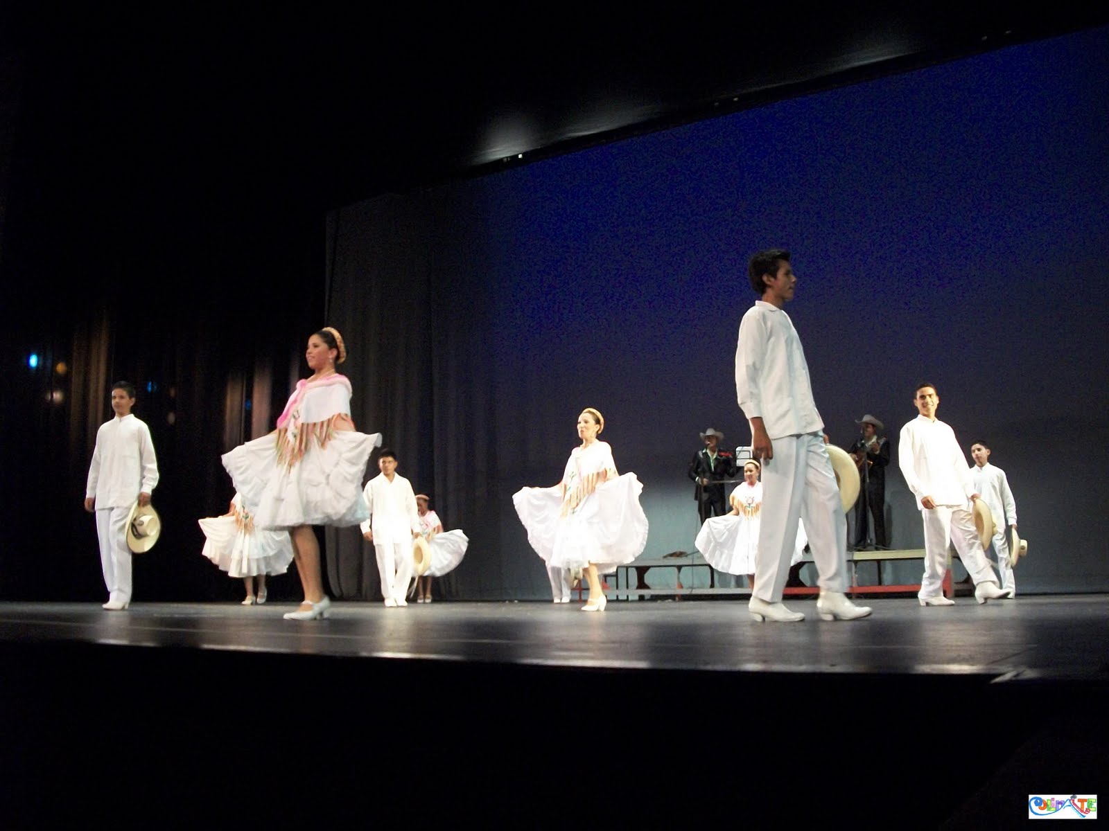 Colimarte: Grupo de Danza Folklorica "Hueyatlatoani Colimotl"