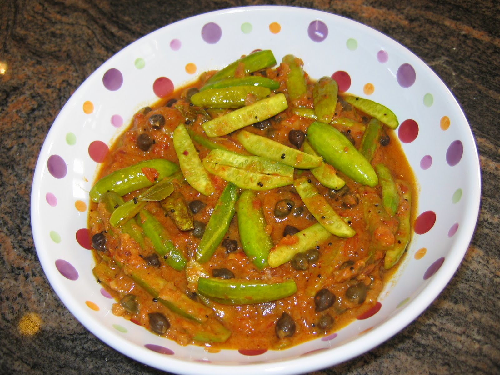Rice N Spice: Tindoora and Sprouted Green Channa Curry