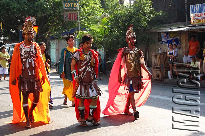 ThOuGhTs, iDeAs, oPiNiOnS, cHaTtEr: Street Senakulo