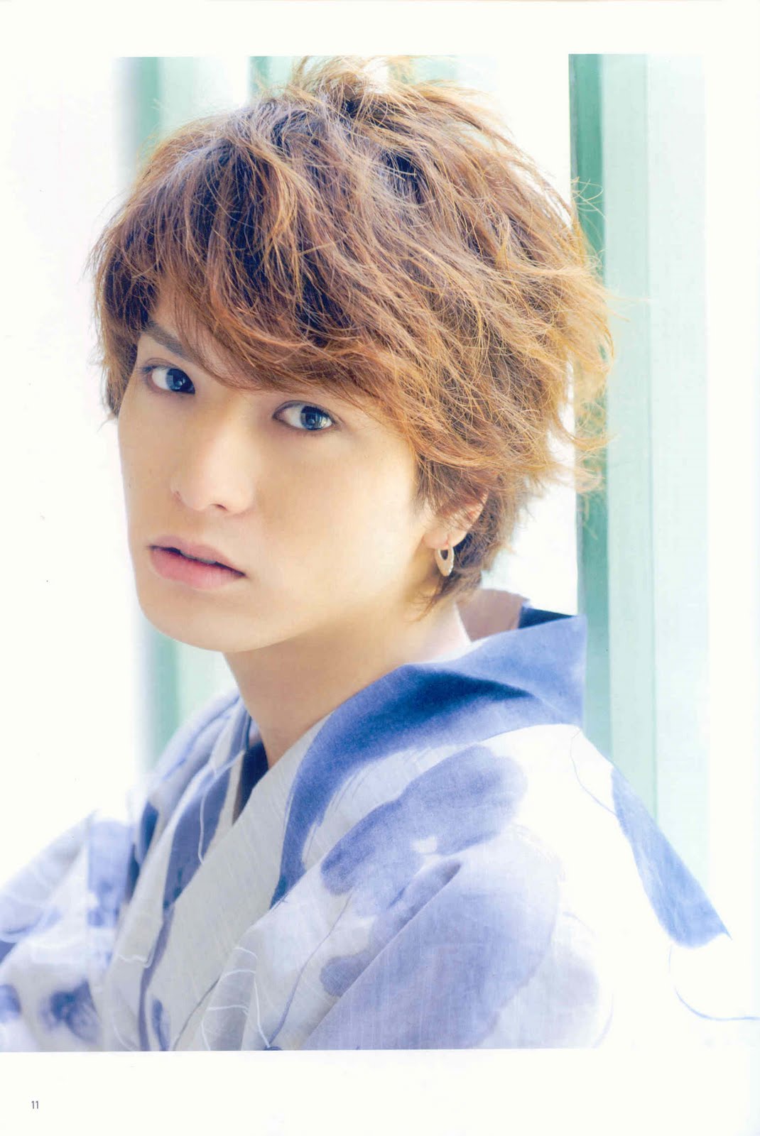 AzN Ongaku: [SCANS] M Graphic 6 - Nakamura Yuichi & Seto Kouji