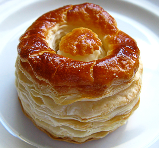 Linno-Yum: Pastetli (Swiss Vol-Au-Vent)