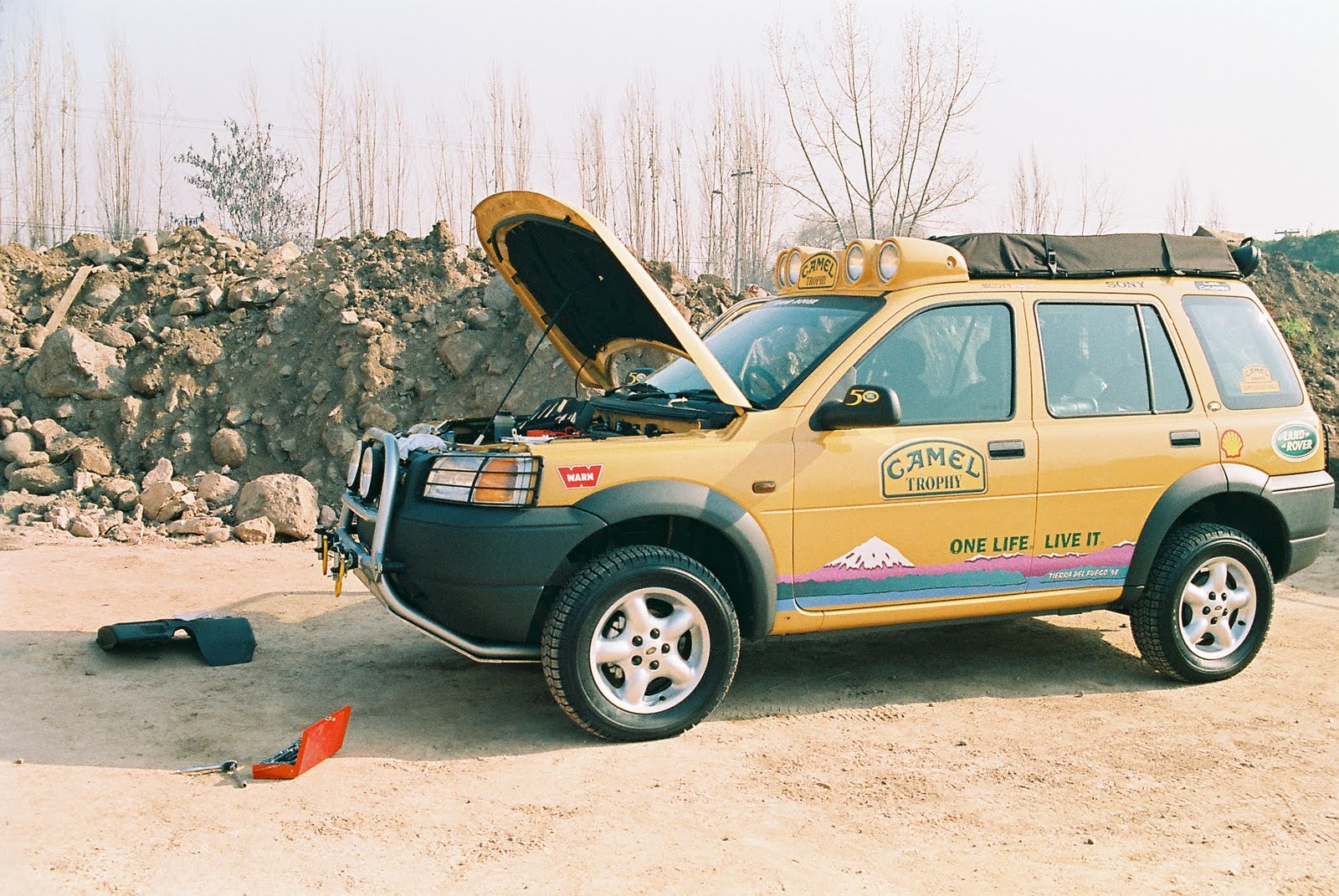 Camel Trophy Rally 1998, Chile: In the Parking Area