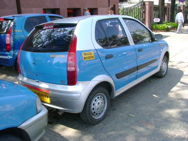 Mumbai Daily Snapshot: Saturday Photohunters Theme: BLUE