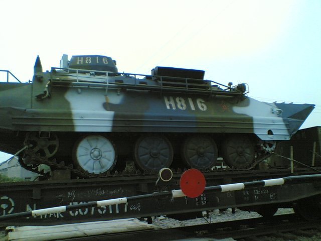 China Defense Blog: 2nd PLAN Marine Brigade.