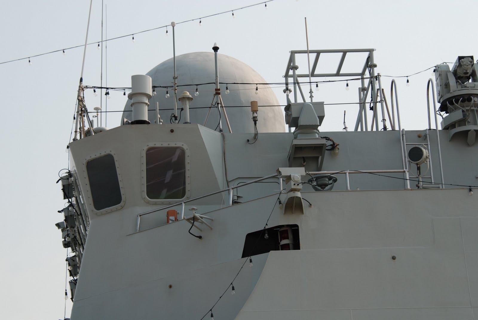 China Defense Blog: Photos of the Type 052B Luyang class "Chinese Navy ...