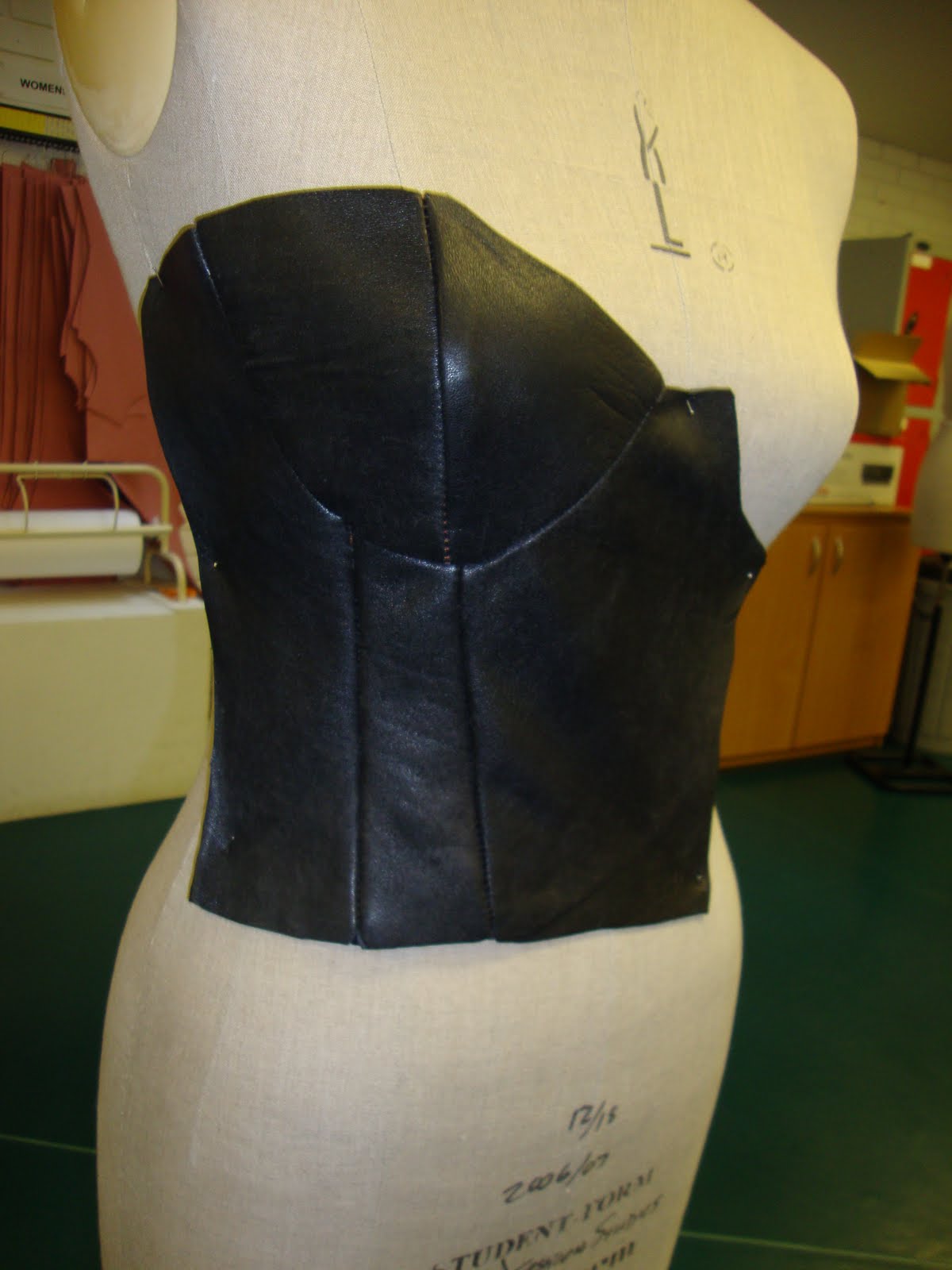 EmmaGrahamFashion: Experimenting and reworking leather