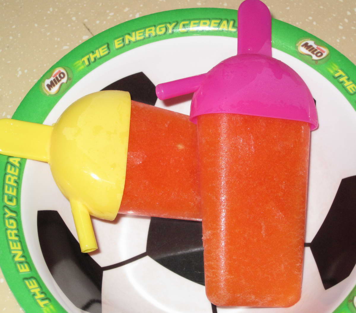 Blessed Homemaker: Papaya Popsicles