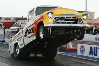 Drag Racing Wheelstands!: Wheelstands