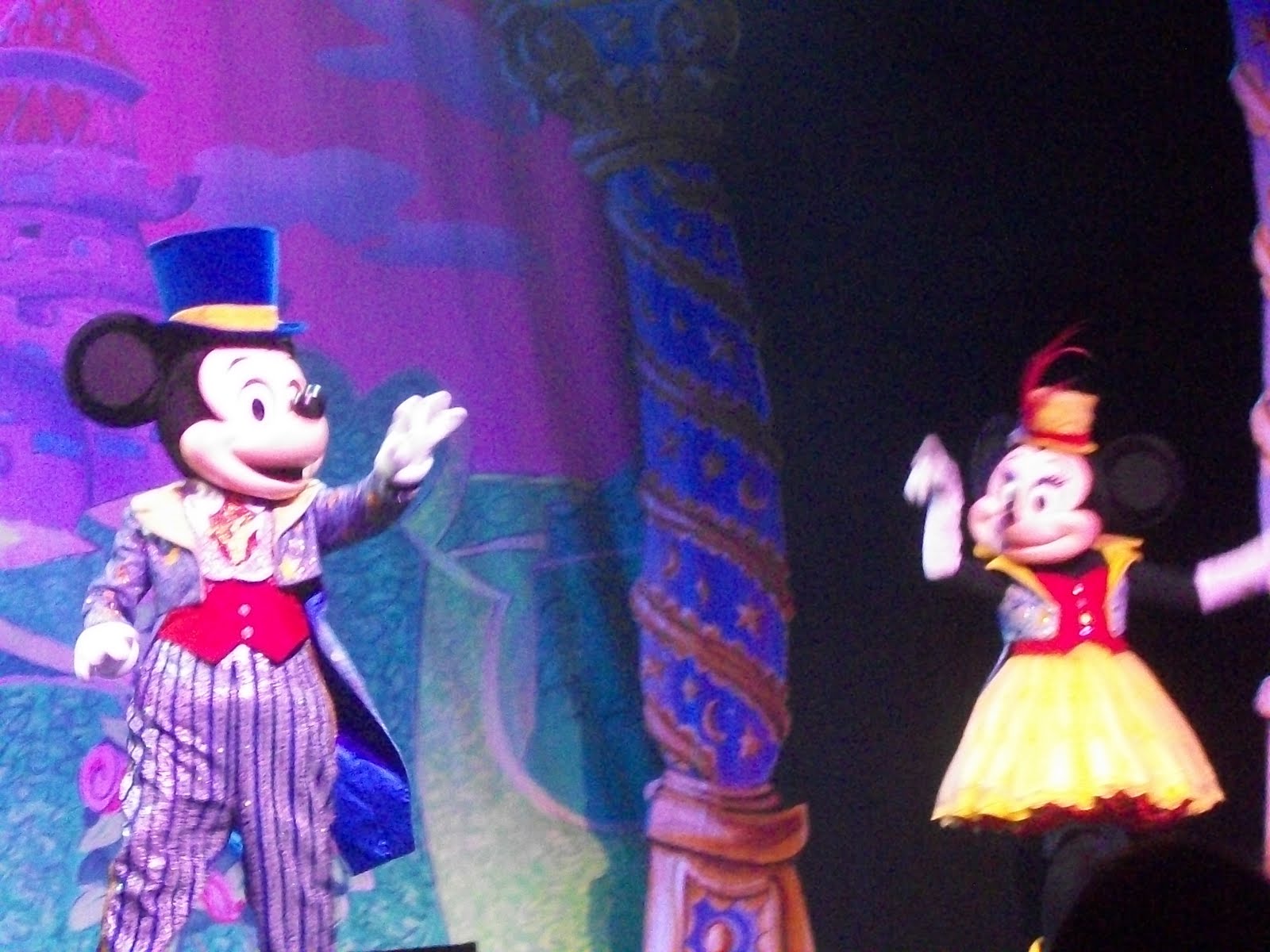 sassyfrazz: Disney Live! Mickey Mouse Magic Show