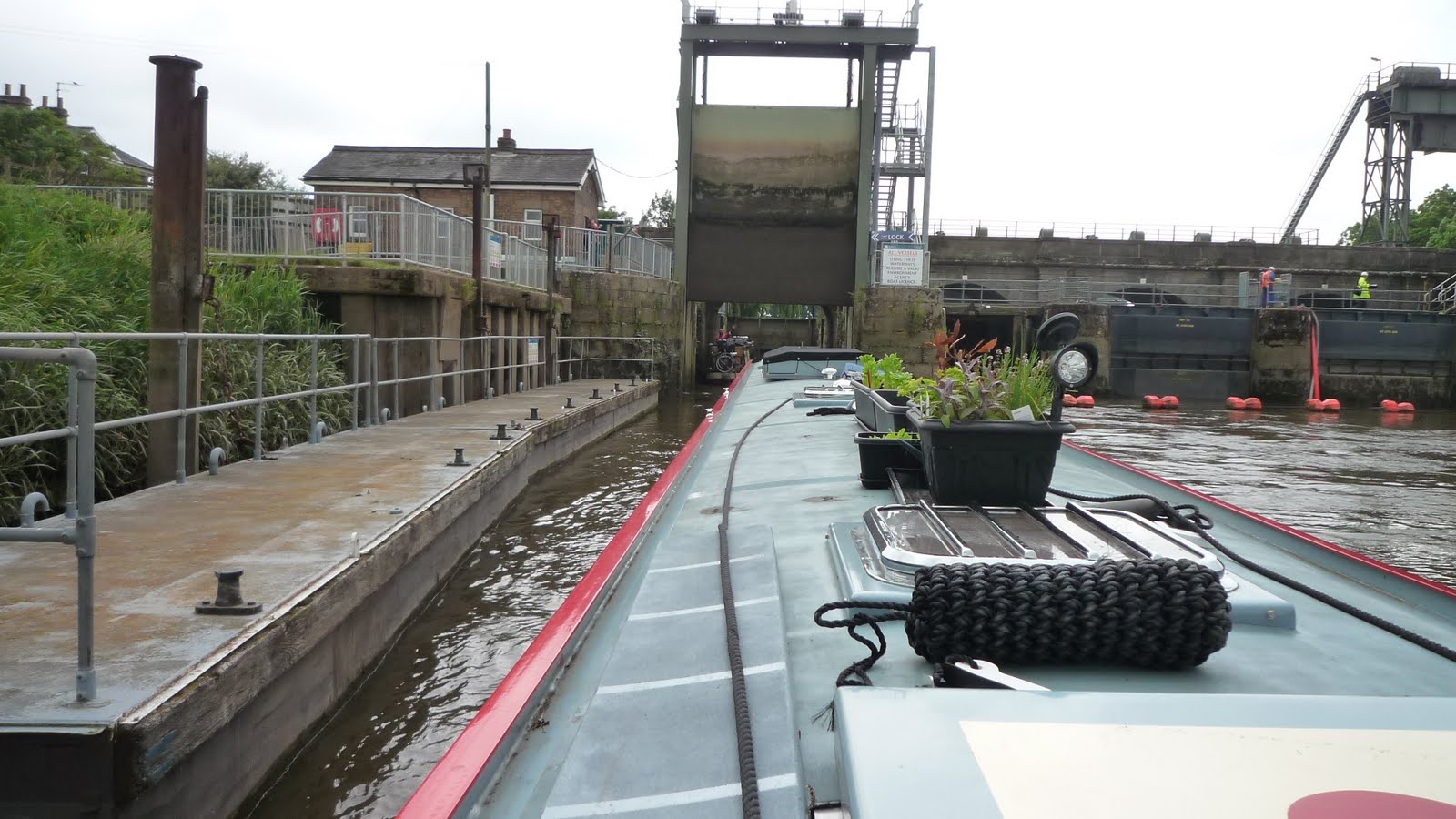 Narrowboat Caxton: Salters Lode to Denver