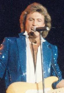 Andy Gibb Angel: ANDY GIBB BIOGRAPHY