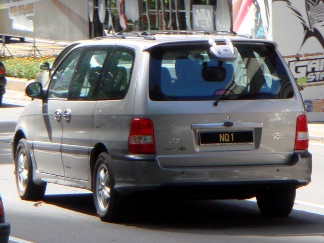 kereta VIP: NAZA RIA 2.5 AUTO