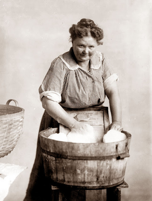 Hopeful Homesteader: Washer Women