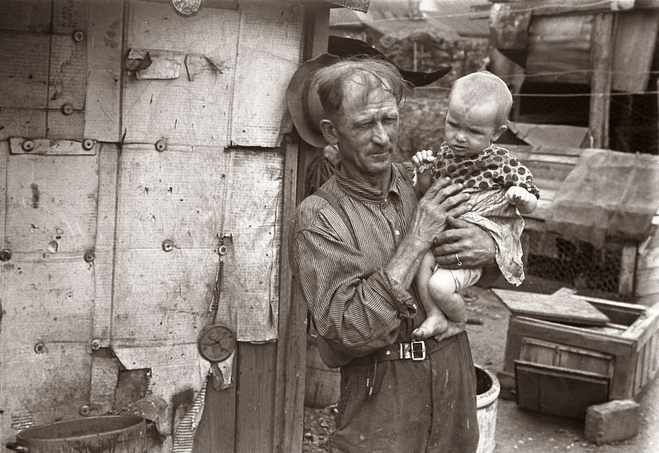 blog digital picture: Poor Family