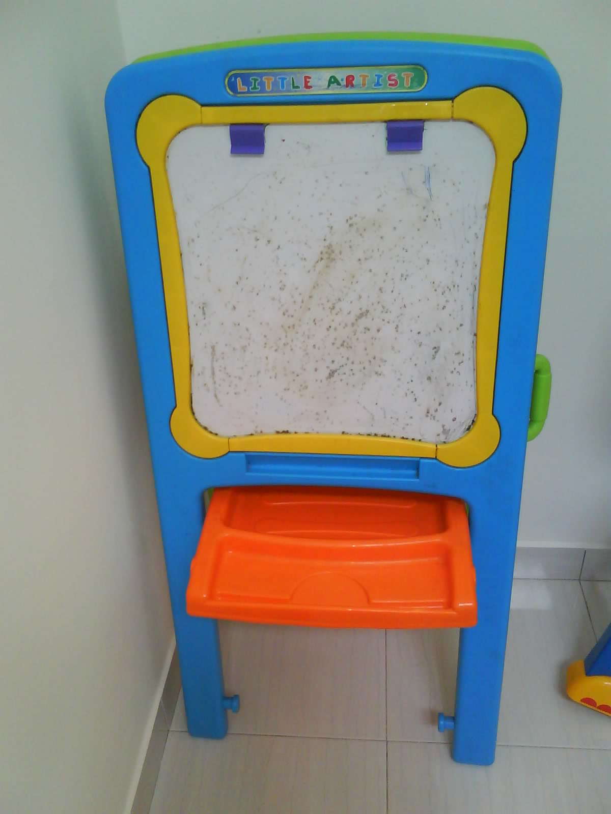 MyBundleToys Colourful Easel mybundletoys-colourful-easel