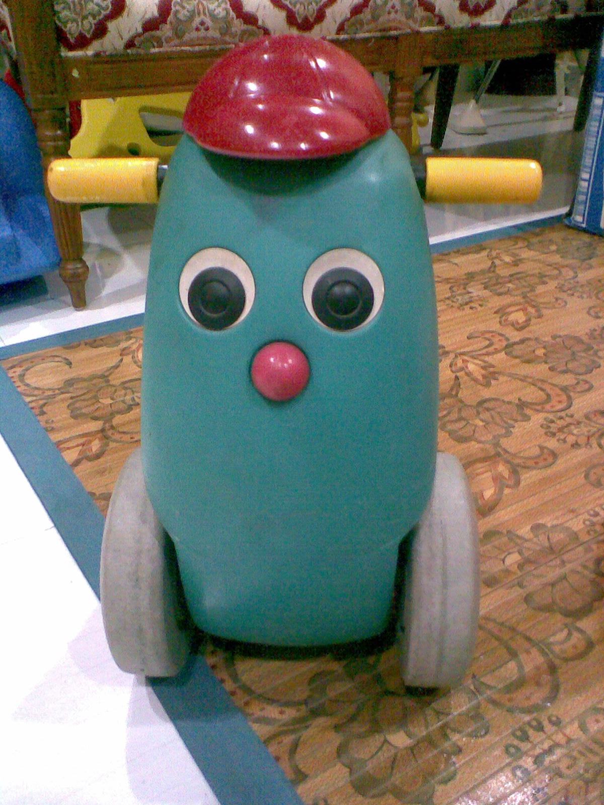 MyBundleToys: STEP2 Cappy Coaster