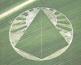 Crop Circle Season 2010 : May Formations - Psychedelic Adventure
