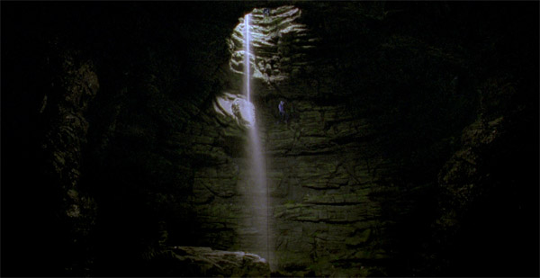 It's All About Films: Three Act Structure "The Descent"