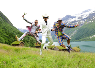 Katrine - Visuell Kultur og Samfunn -: Norske motedesignere - Moods of ...