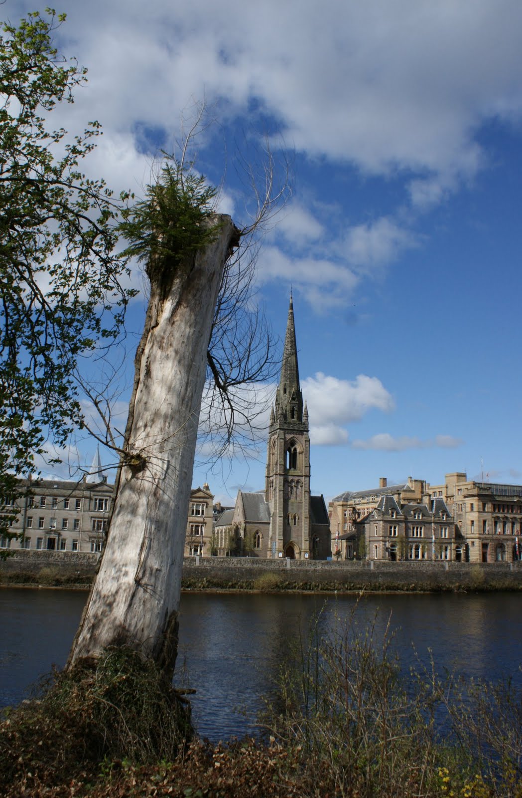 Tour Scotland: April 21st Photograph Perth Scotland