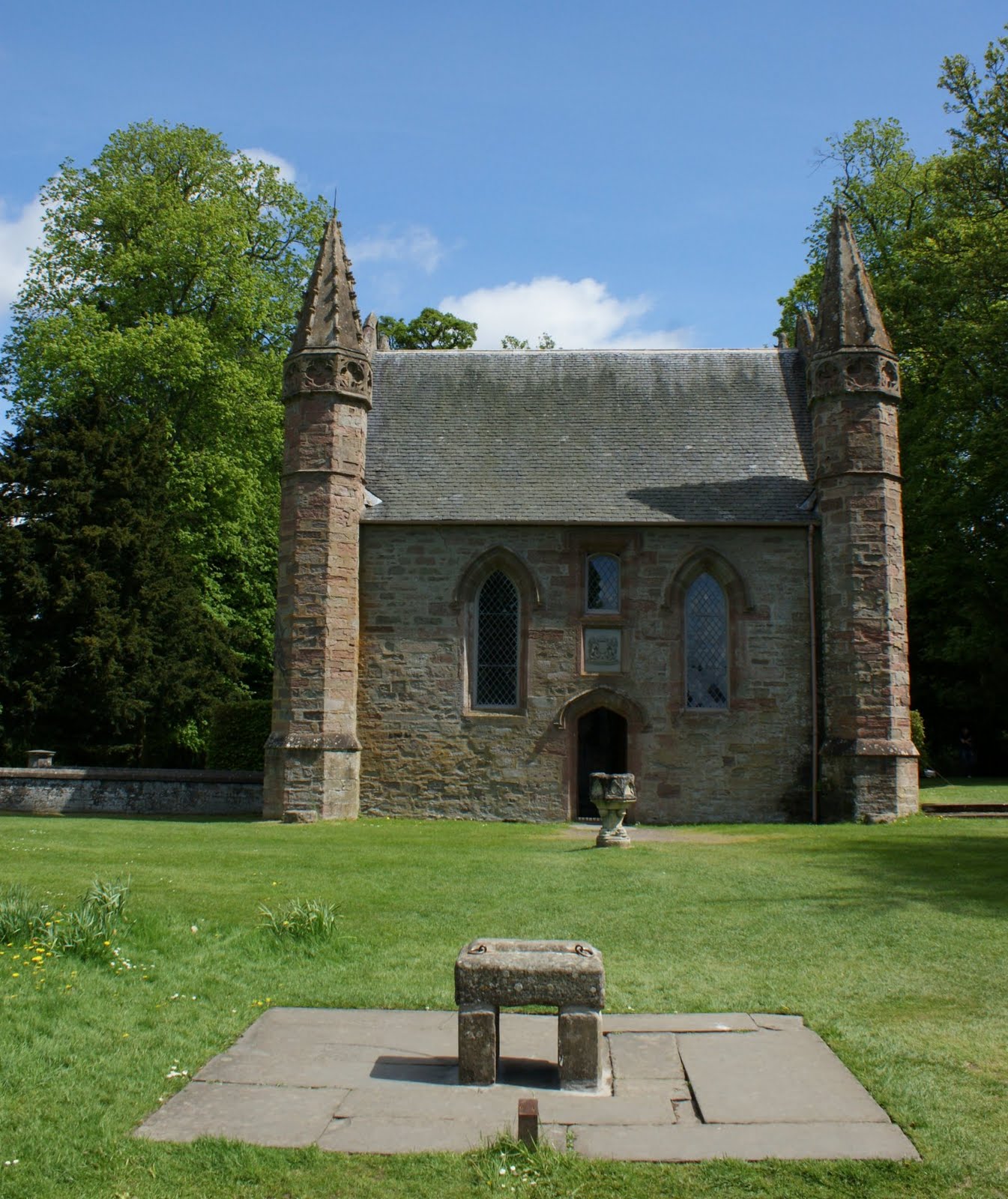 Tour Scotland: May 20th Photograph Stone Of Destiny Scotland