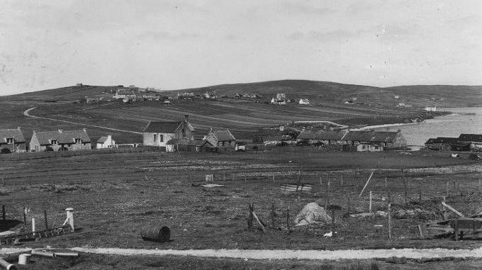 Tour Scotland: Old Photograph Mid Yell Shetland Scotland