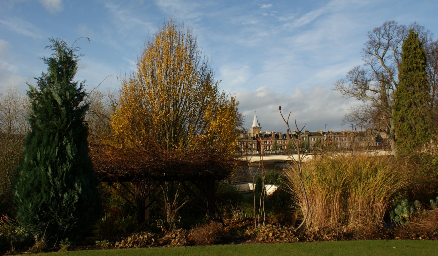 Tour Scotland: November 22nd Photograph Rodney Gardens Scotland