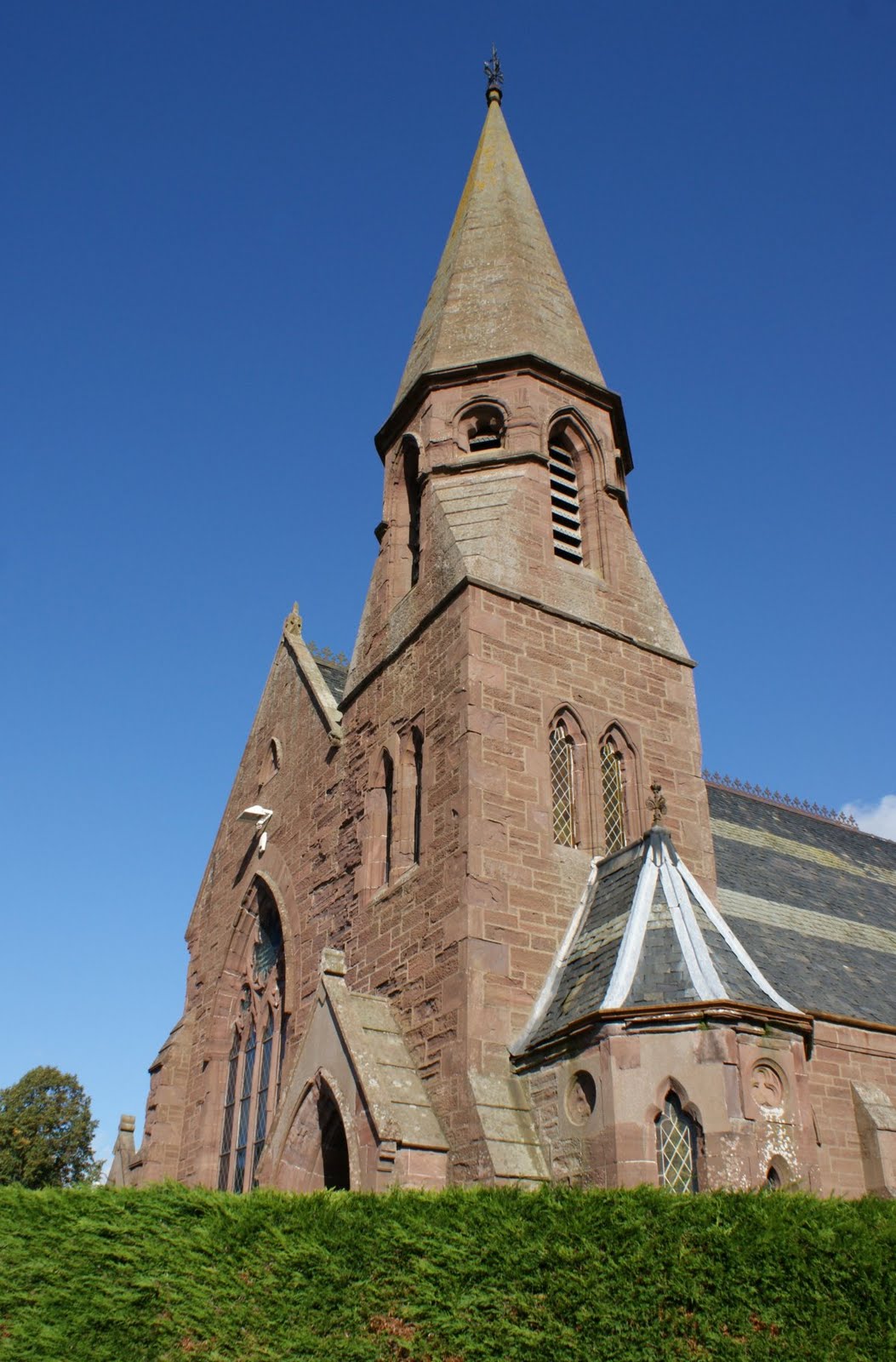 Tour Scotland: Tour Scotland Photographs Ardler Church Perthshire
