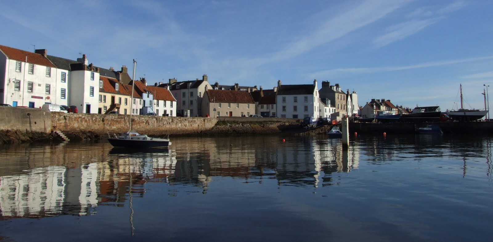Tour Scotland: Tour Scotland Photographs Video Refelections Harbour St ...