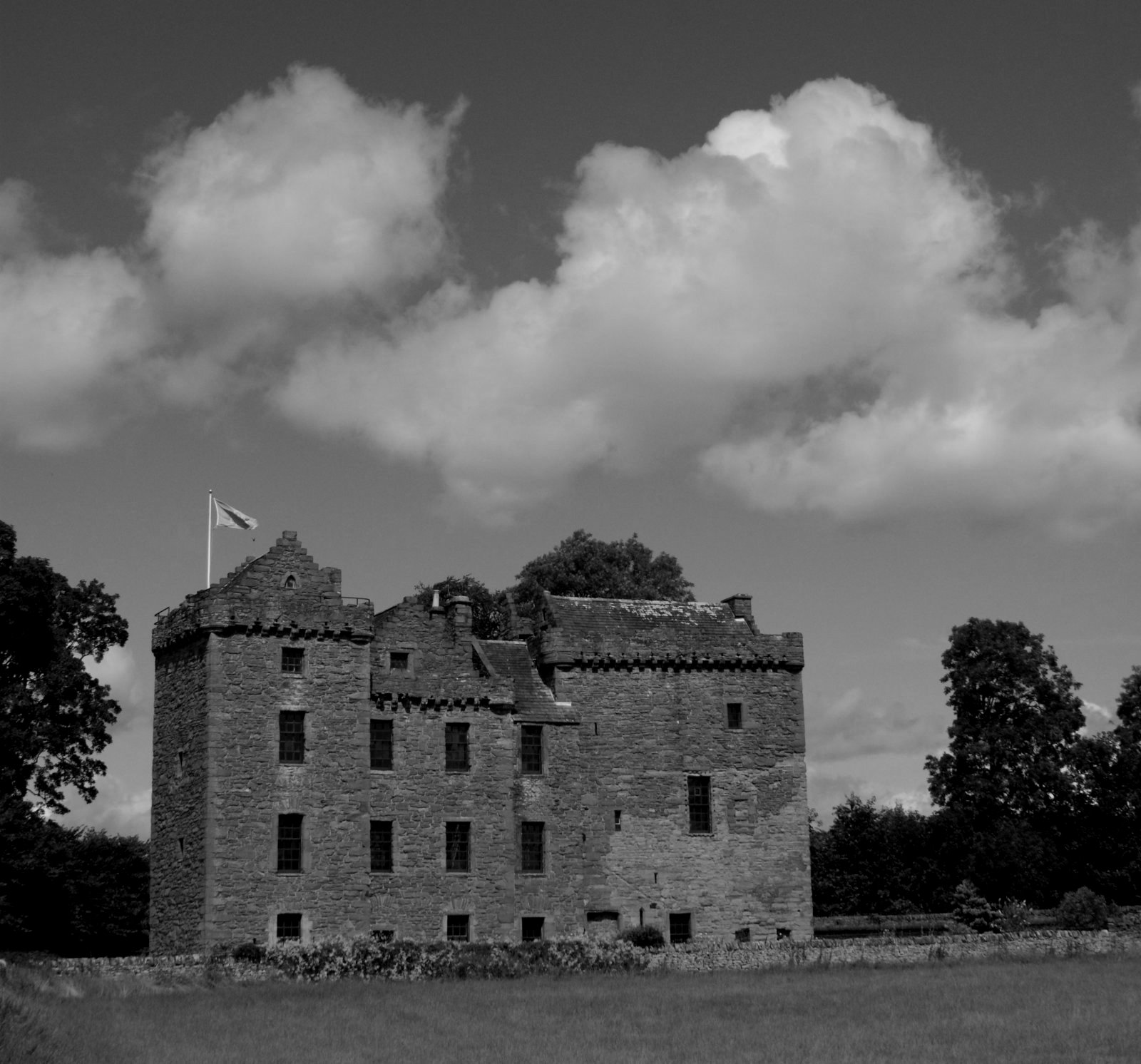 Tour Scotland: Tour Haunted Scotland Huntingtower Castle