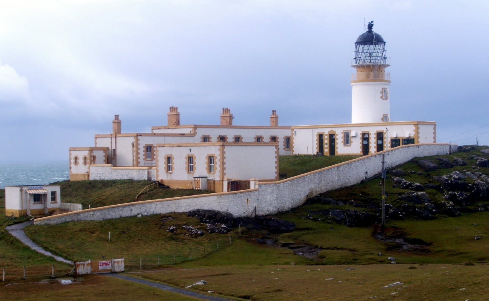 Tour Scotland: Tour Scotland Photographs Neist Point Lighthouse Isle Of ...