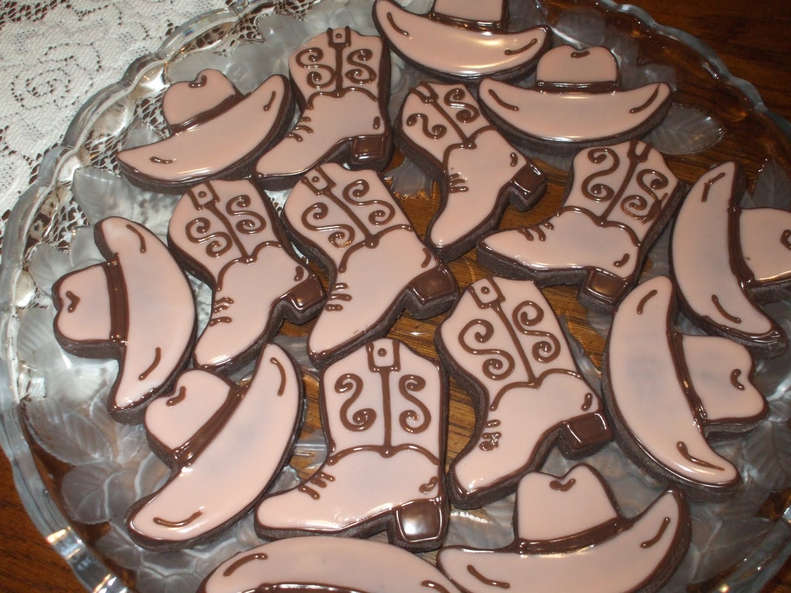 The Simple Cake: Cowboy Hat & Cowboy Boot Cookies