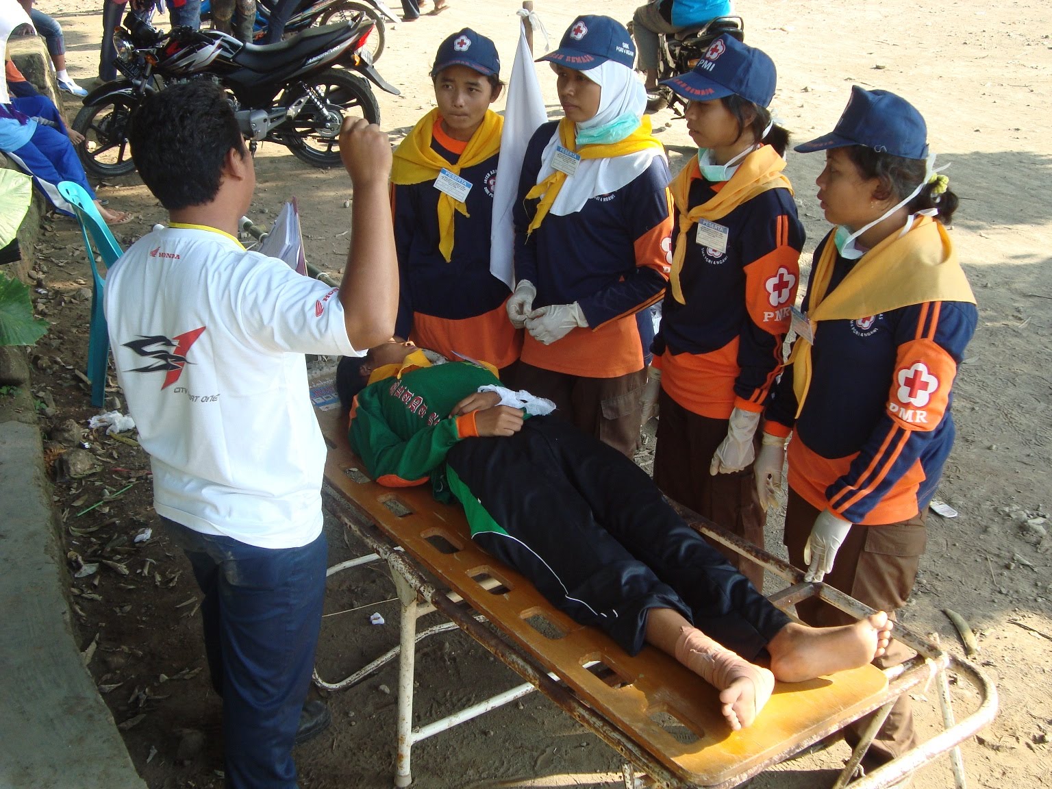 Youth Red Cross Jepara: Sejarah Palang Merah Remaja (PMR)