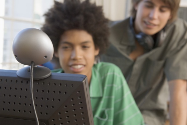 PJM: Twitcam --> conheça alguns perigos