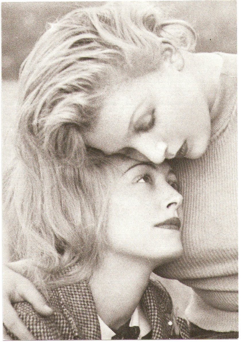 It´s too late... demasiado tarde: It´s too late