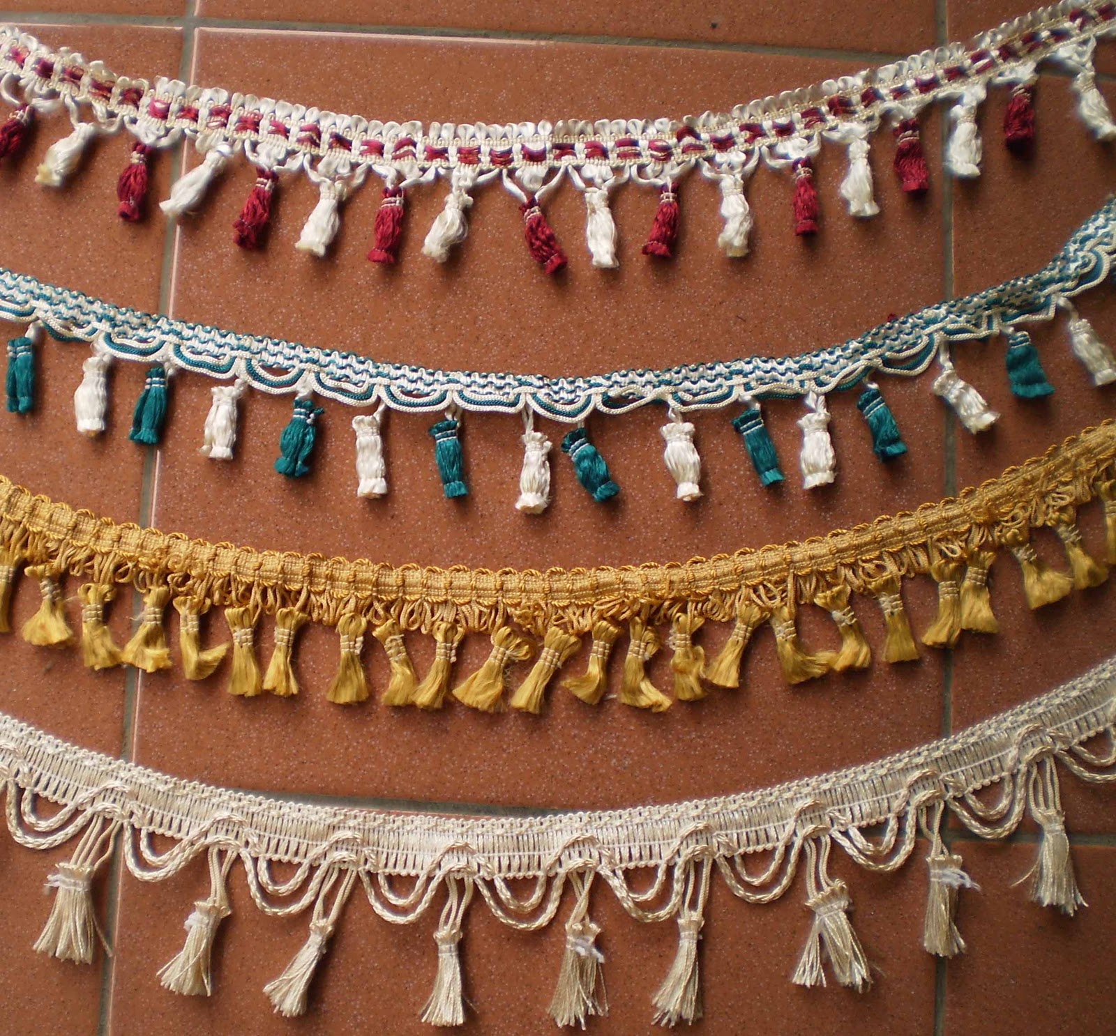 GROSIR BERBAGAI MACAM RENDA: ANEKA RENDA DENGAN HARGA GROSIR