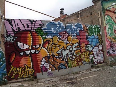 Bone Graffiti, uno de los grandes más pequeños ( 104 )